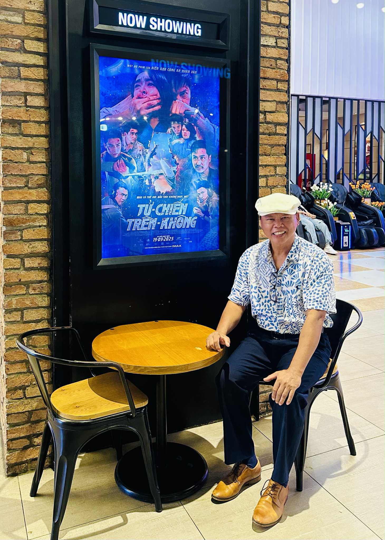 Mr. Old Man đi xem Tử chiến trên không - Mr. Old Man